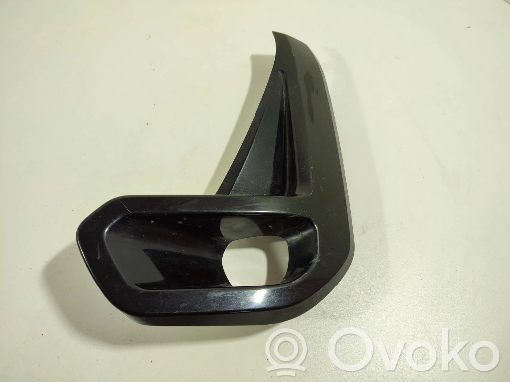 521280KA00 Toyota Hilux VIII Front fog light trim/grill, €50.00 | RRR
