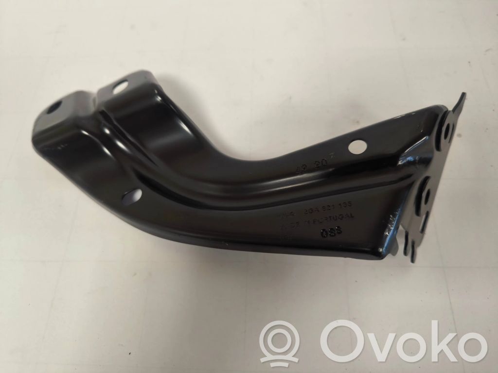 2ga821135 Volkswagen T-Roc Fender mounting bracket, €15.00 | RRR