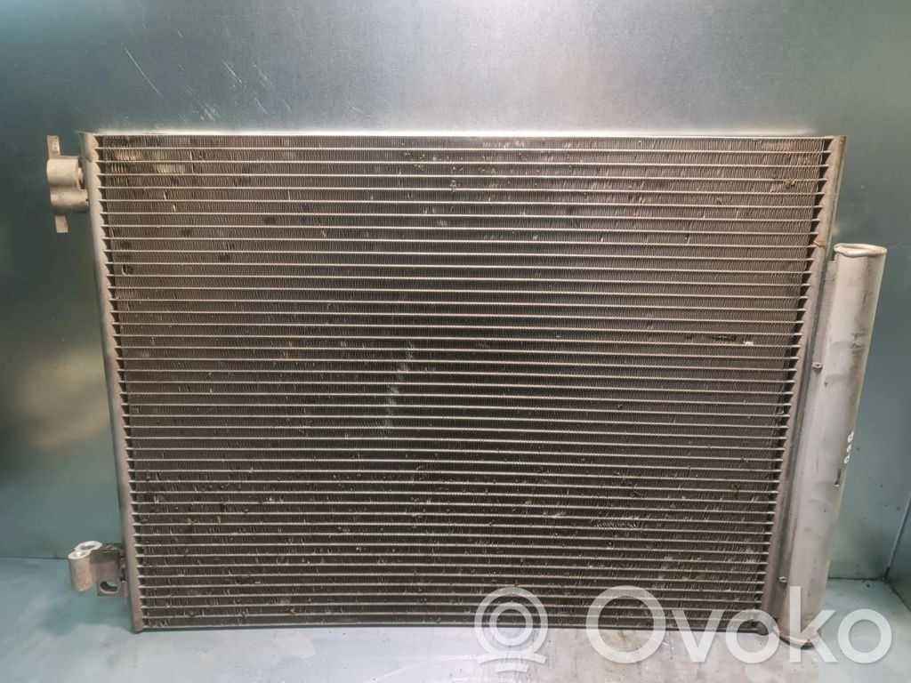 921006843R Renault Sandero I Radiateur électrique de chauffage ...