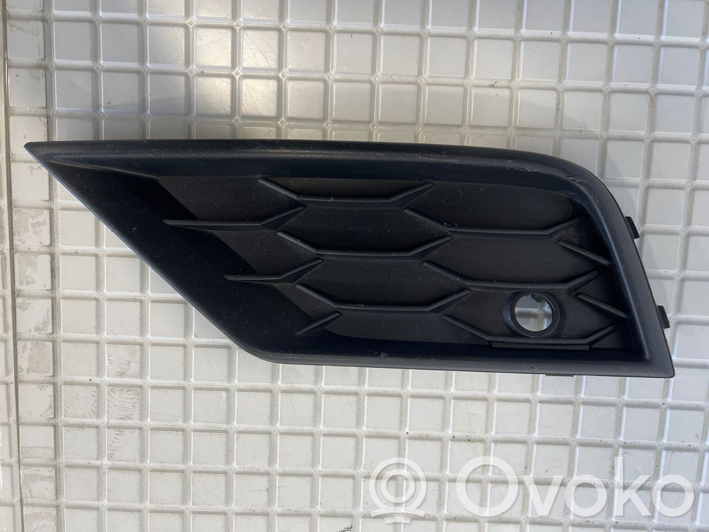 5NA853665A Volkswagen Tiguan Front bumper lower grill, €15.00 | RRR