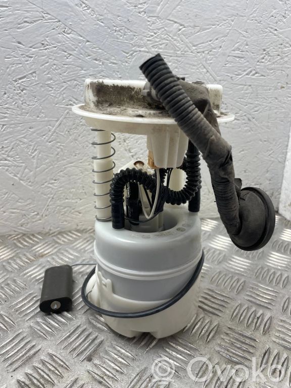 170409U01C Nissan Juke I F15 In-tank fuel pump, €28.12 | RRR