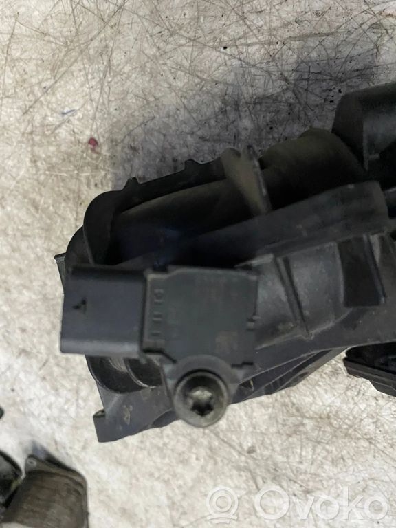 GK2Q9F991BA Ford Transit Custom Intake manifold, €50.00 | RRR