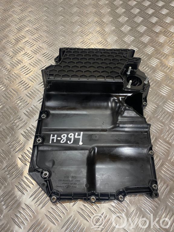 05L103602B Audi A4 S4 B9 8W Carter de boîte à vitesses, 290,00 € | OVOKO