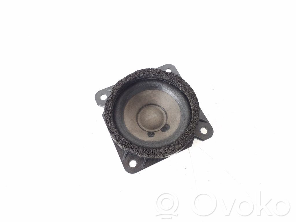 281531JA0A Infiniti Q50 Parcel shelf speaker, €14.00 | RRR