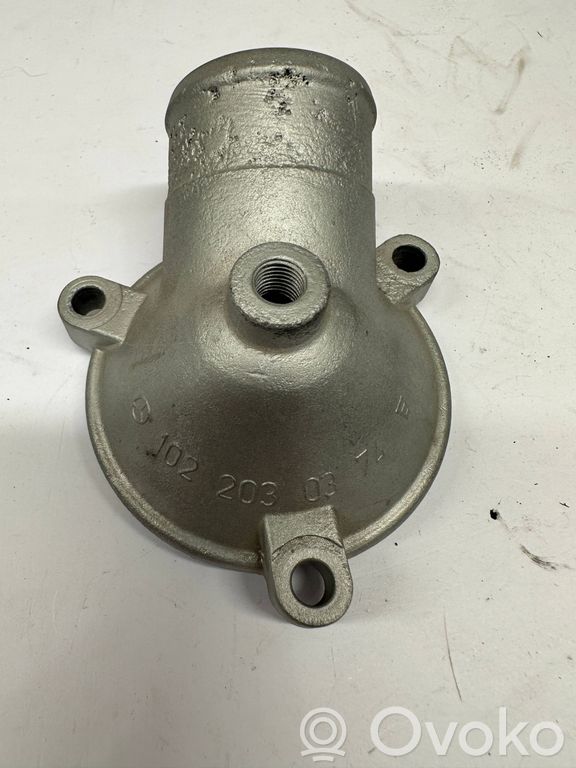 1022030374 Mercedes-Benz 190 W201 Boîtier de thermostat, 10,00 € | OVOKO