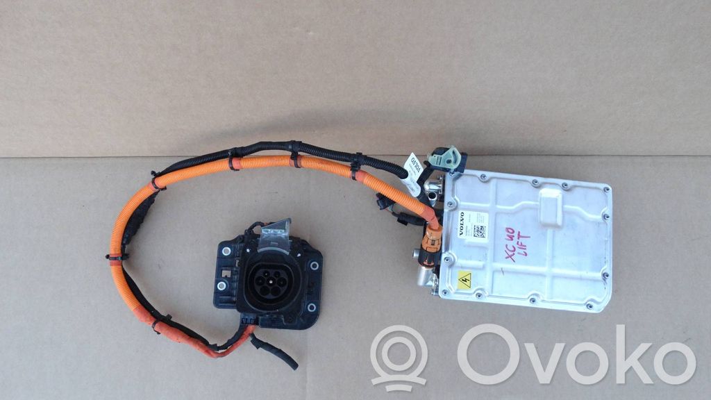 32383456 Volvo XC40 Combustion control unit/module, €1,105.88 | RRR