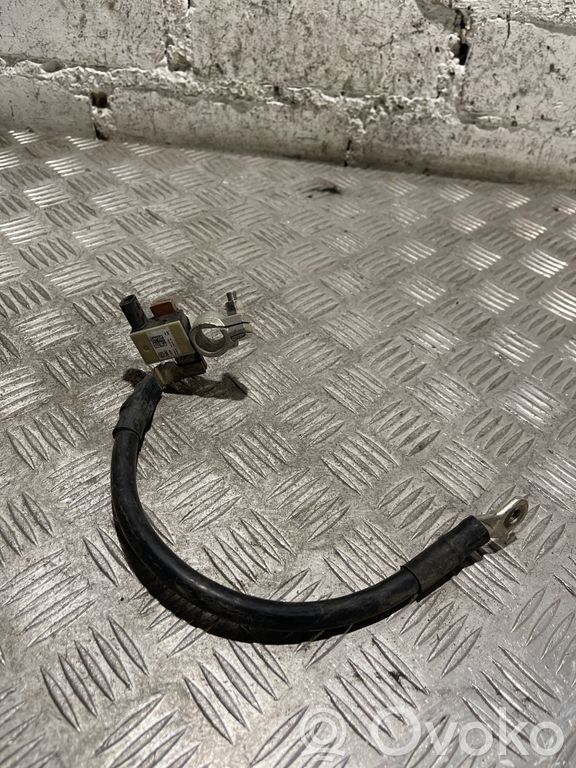 8T0915181 Toyota RAV 4 (XA40) Câble négatif masse batterie, 3,00 € | OVOKO