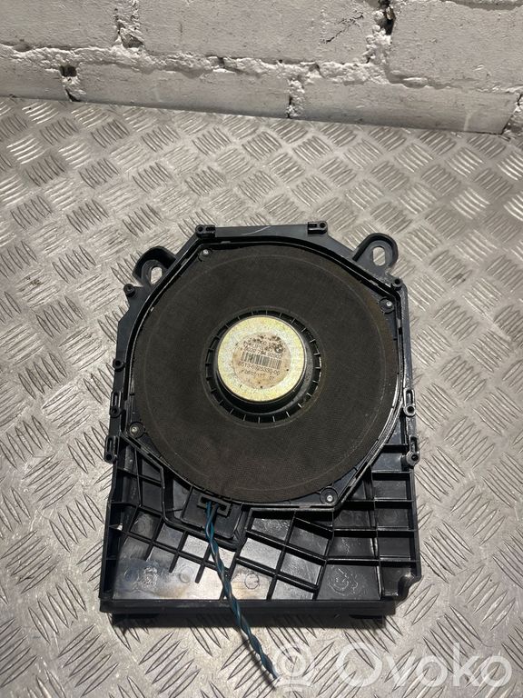 6925330 BMW 3 E90 E91 Enceinte subwoofer, 8,40 € | OVOKO