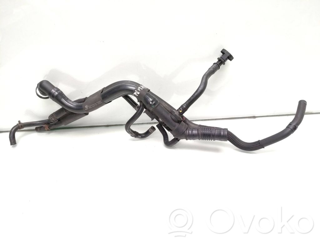 03c103175d Volkswagen Golf V Tubo/manguera de la línea de vacío, 35,00 ...