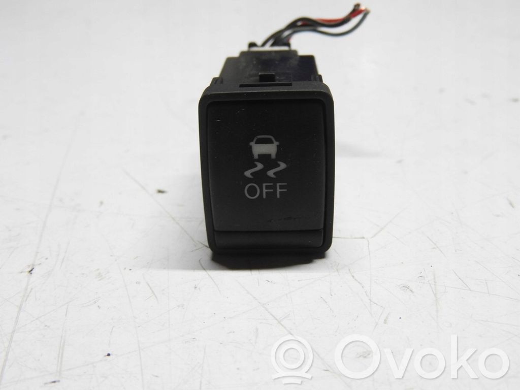 rftert456gfders Nissan Note (E12) Interrupteur d'ouverture de coffre, 5 ...