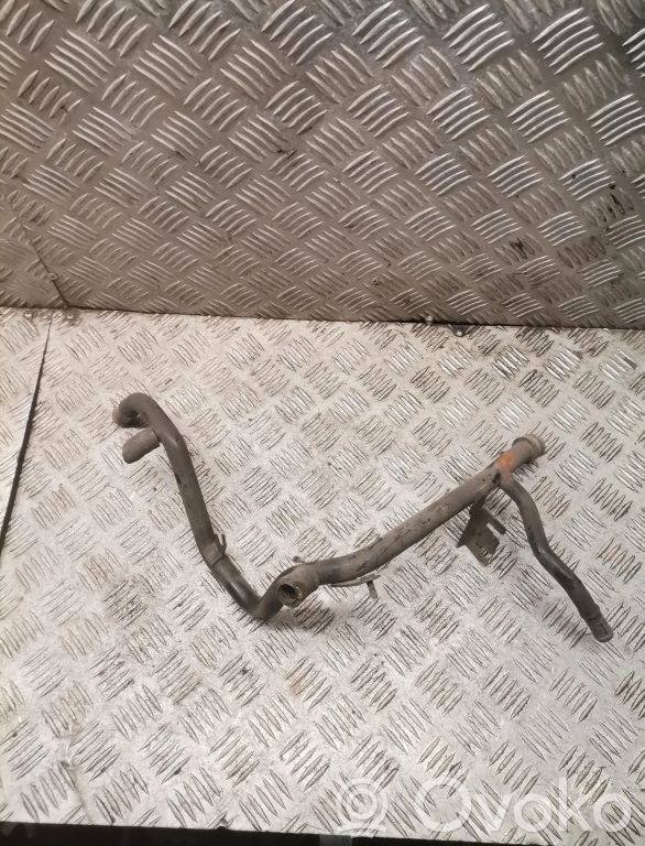 06a121065d Audi A3 S3 8L Tubo flessibile del liquido di raffreddamento ...