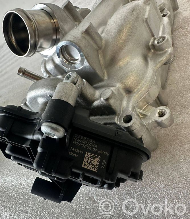 05E121111AB Skoda Octavia Mk4 Pompe de circulation d'eau, 235,06 € | OVOKO