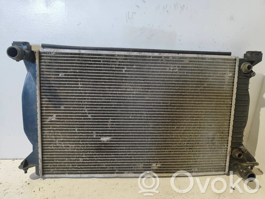 Audi A4 S4 B6 8E 8H Coolant radiator, €40.00 | RRR
