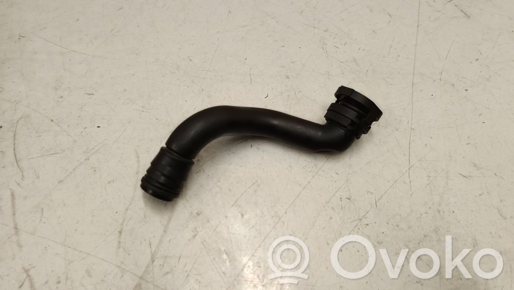 5q0129637c Audi A3 8Y Reniflard / tuyau reniflard d'huile, 15,00 € | OVOKO