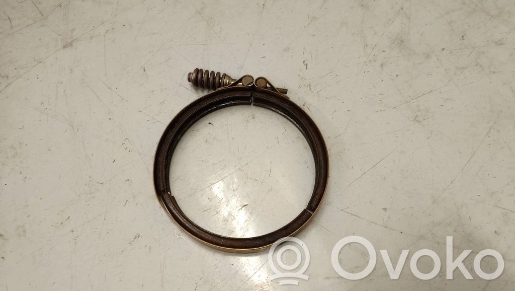 8W0253725D Audi Q8 Support / crochet de silencieux d'échappement, 25,00 ...