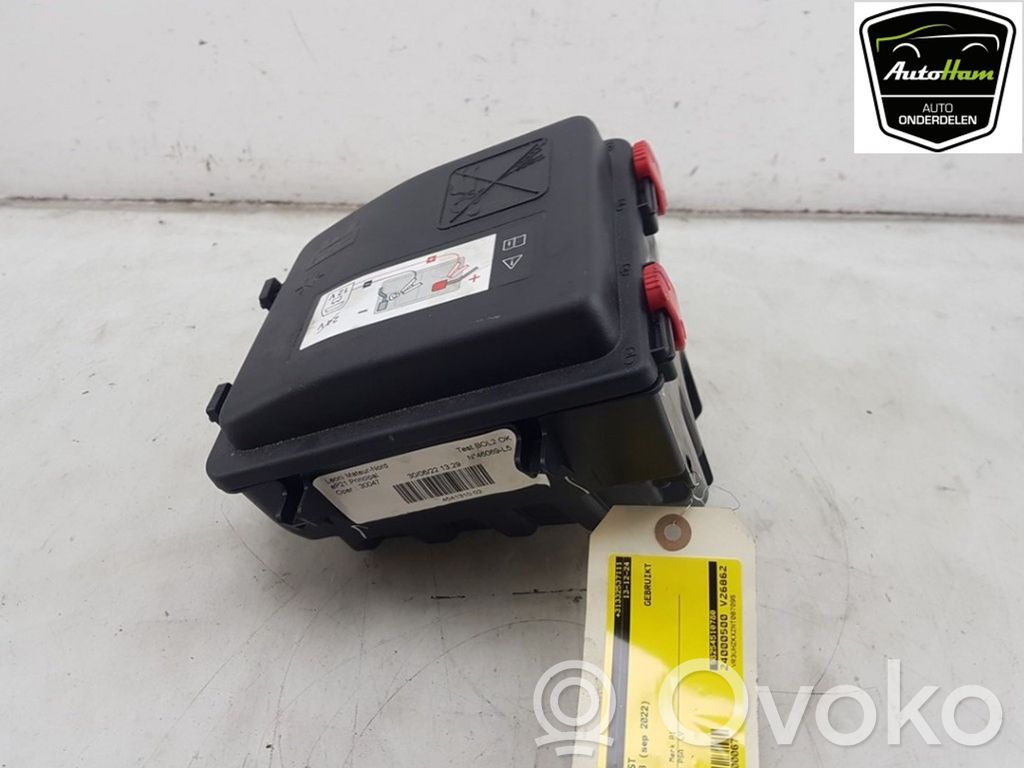 9826717980 Peugeot 208 Boîte à fusibles, 60,00 € | OVOKO