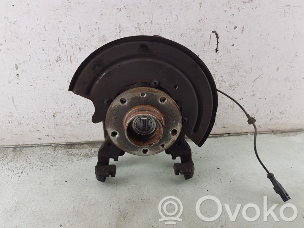 8200881829 Dacia Duster Fusée d'essieu de moyeu de la roue avant, 94,38 ...