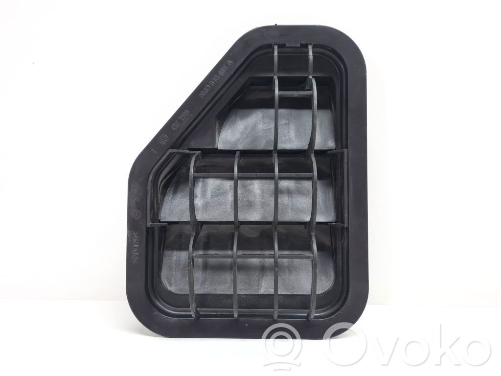 5M0819465A Volkswagen Tiguan Quarter panel pressure vent, €10.00 | RRR