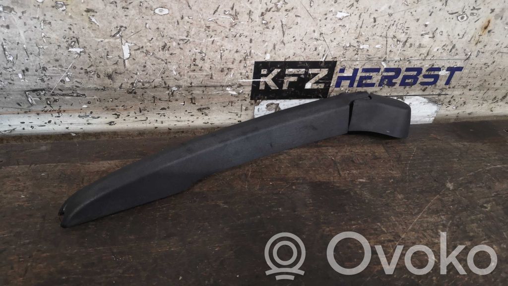 7213242 BMW X3 F25 Aizmugurējā loga tīrītāja kājiņa, 20,00 € | RRR