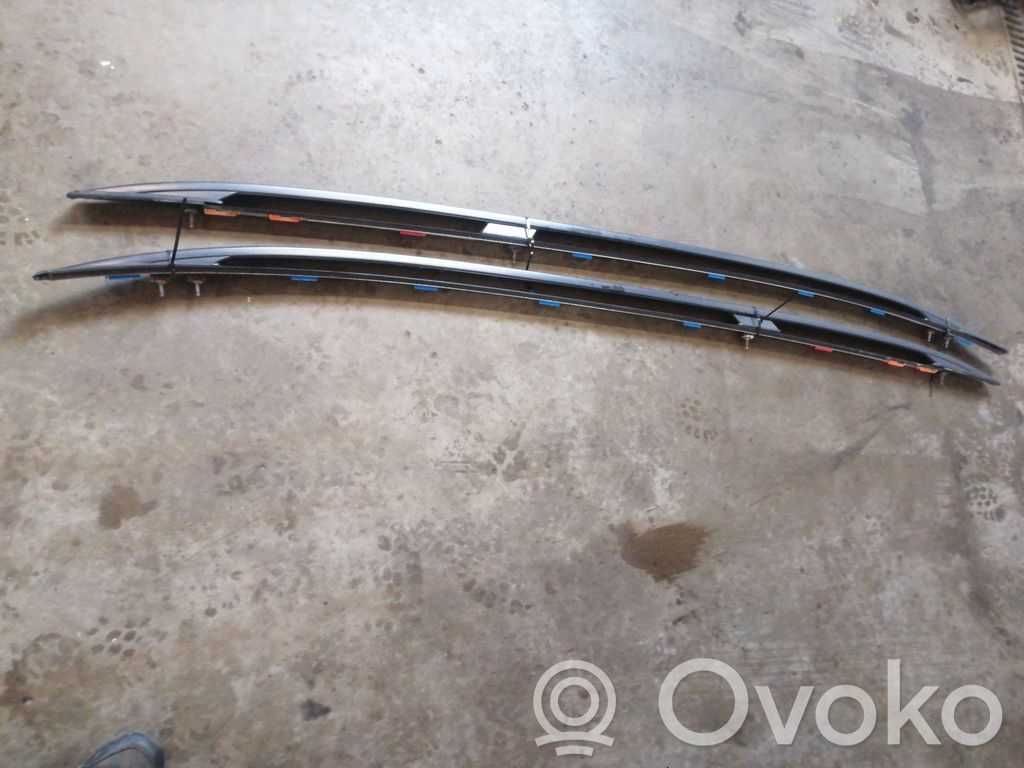 A2048900193 Mercedes-Benz C W204 Barres de toit, 30,00 € | OVOKO