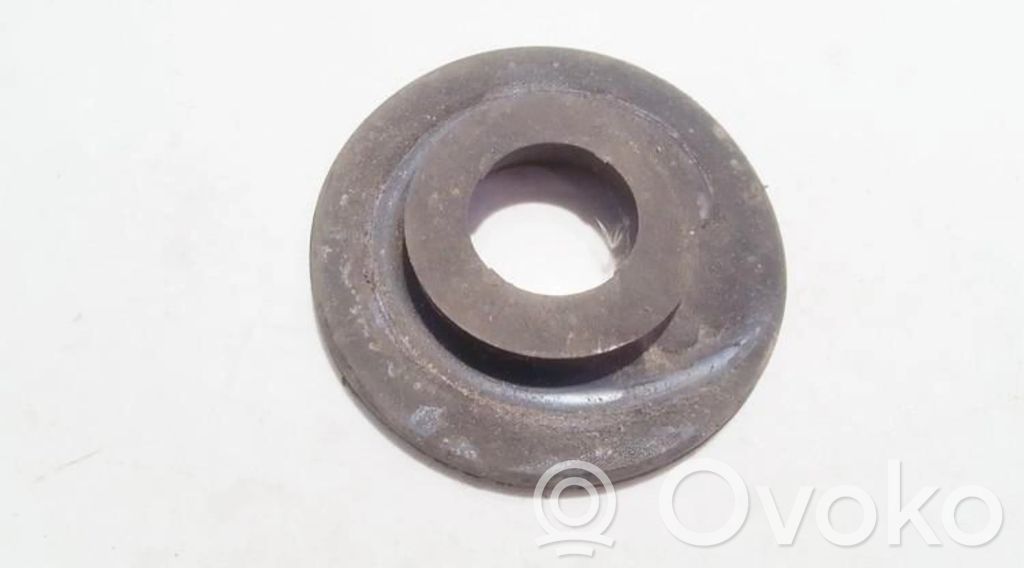 1k0512149b Volkswagen Golf V Front coil spring rubber mount, €12.10 | RRR