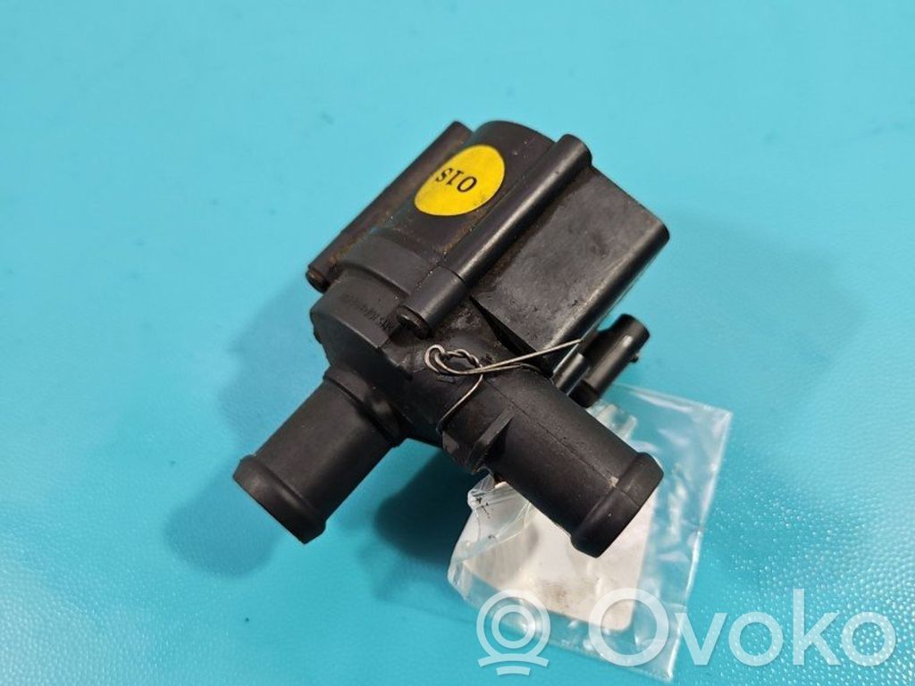5Q0965561B Volkswagen Golf VII Electric auxiliary coolant/water pump, € ...