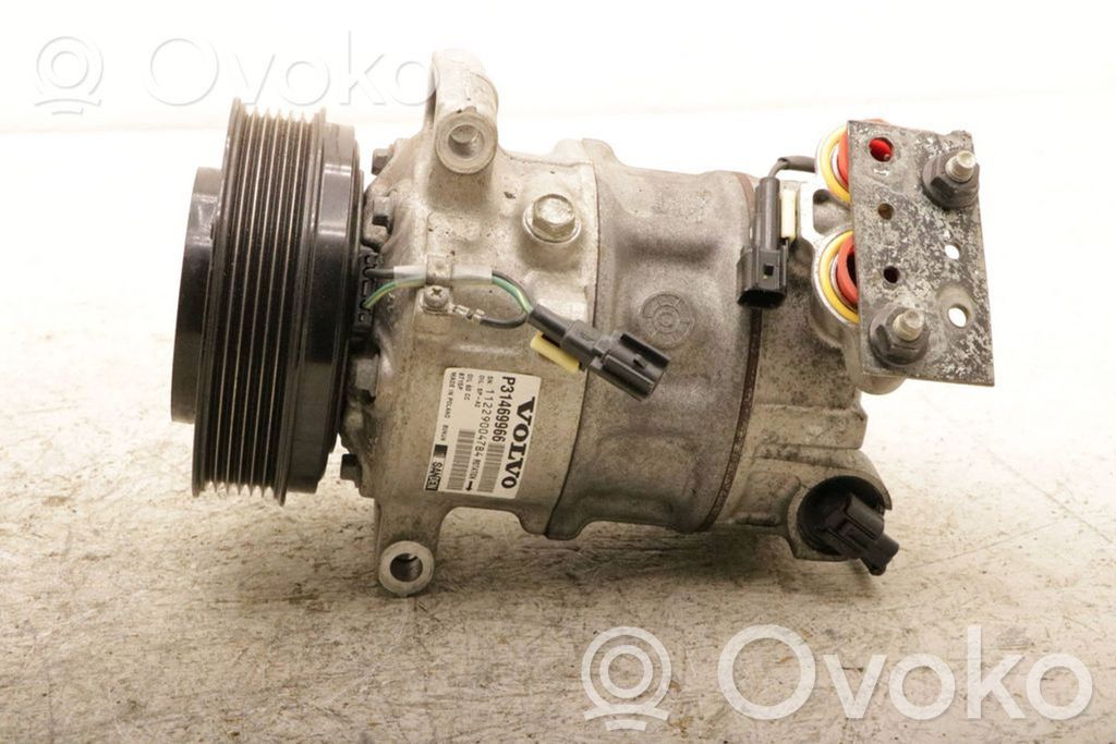 P31469966 Volvo V40 Air conditioning (A/C) compressor (pump), €109.99 | RRR