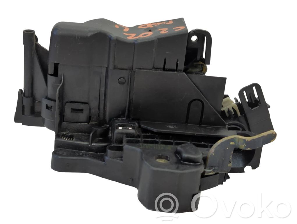2027203535 Mercedes-Benz C W202 Front door lock, €38.00 | RRR