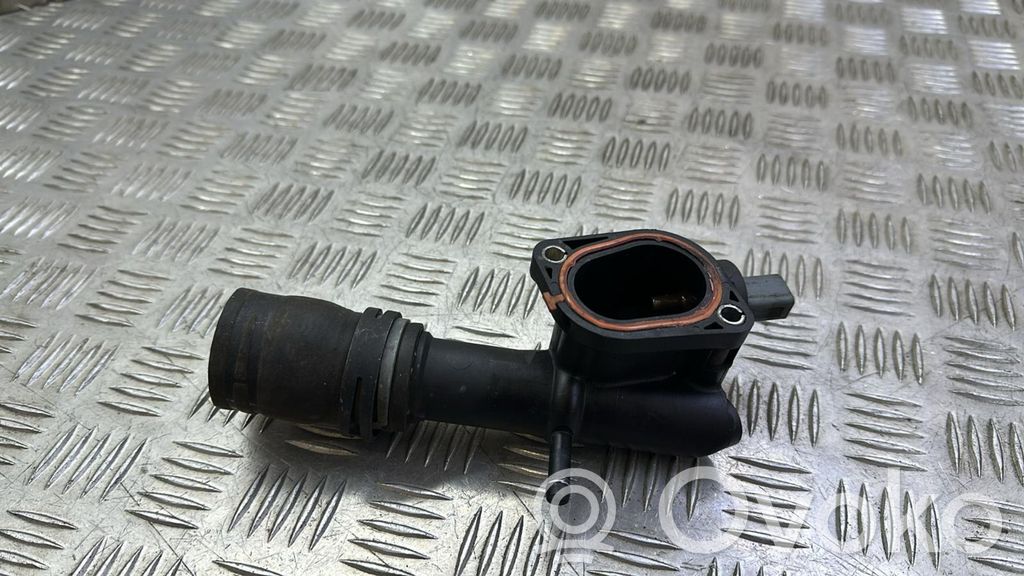 03L121132A Audi Q5 SQ5 Tuyau de liquide de refroidissement moteur, 10 ...