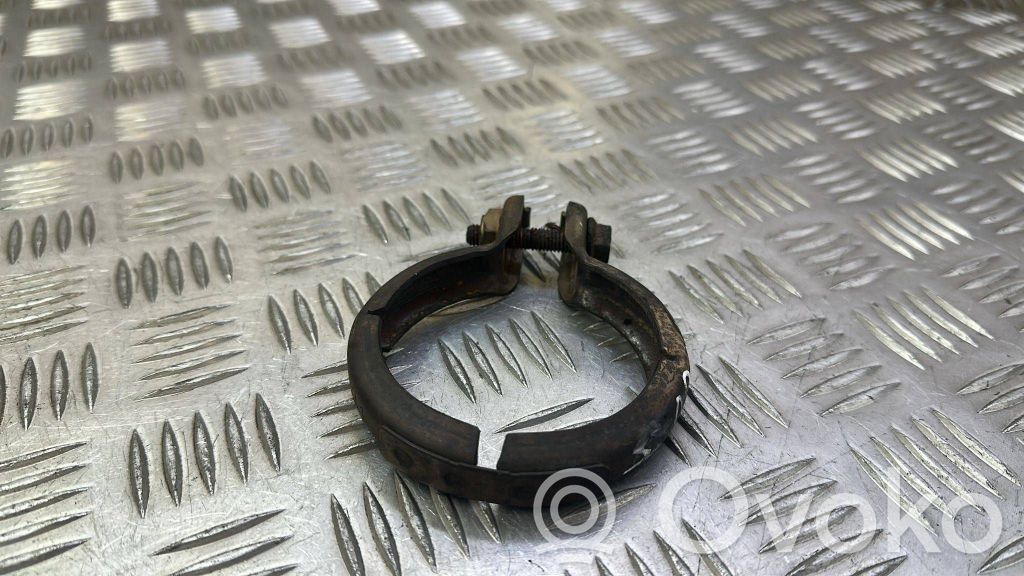 A2034900641 Mercedes-Benz E W212 Collier de silencieux d'echappement ...