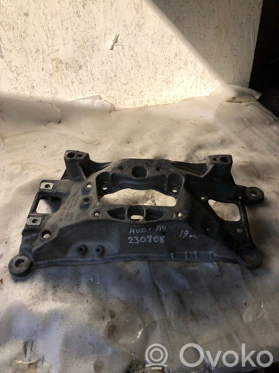 8w0399262ap Audi A4 S4 B9 Gearbox mounting bracket, €150.00 | RRR