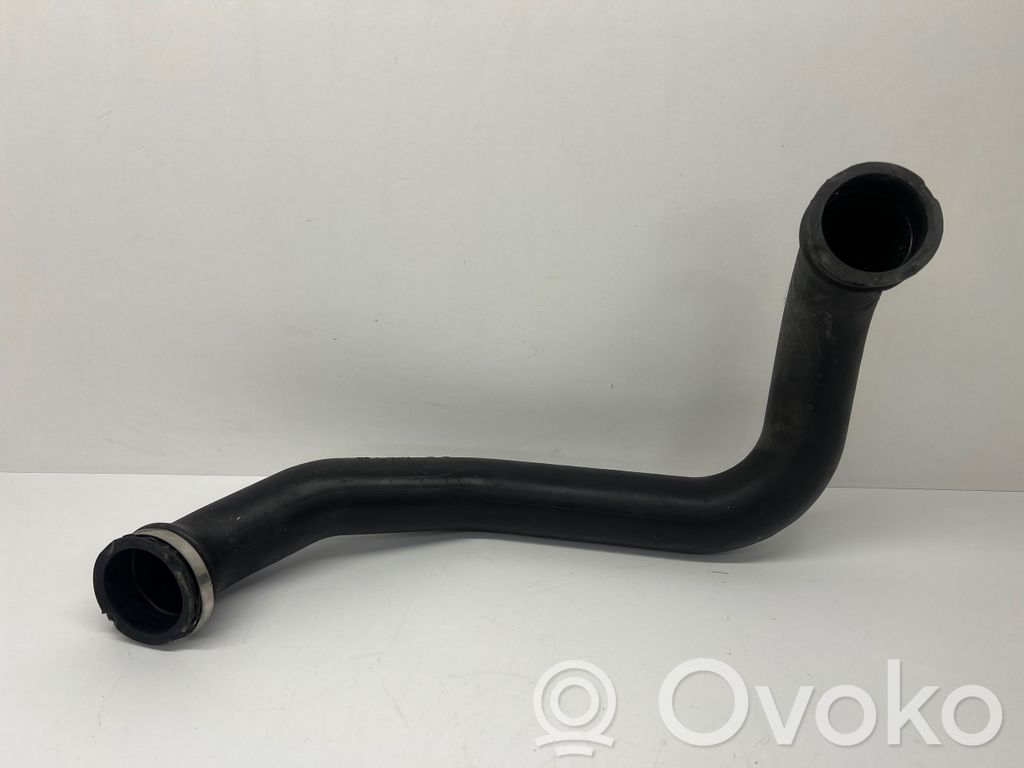 8W0145673C Audi A4 S4 B9 Manguera/tubo del intercooler, 20,00 € | OVOKO