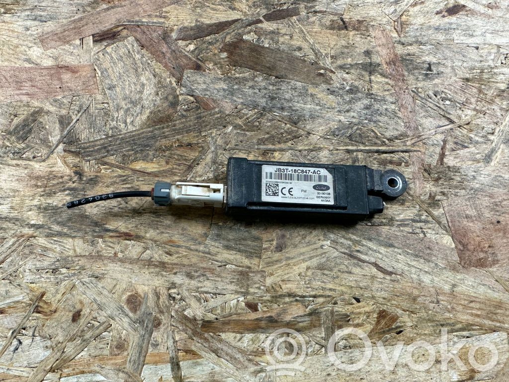 JB3T18C847AC Ford Ranger Aerial antenna amplifier, €32.71 | RRR