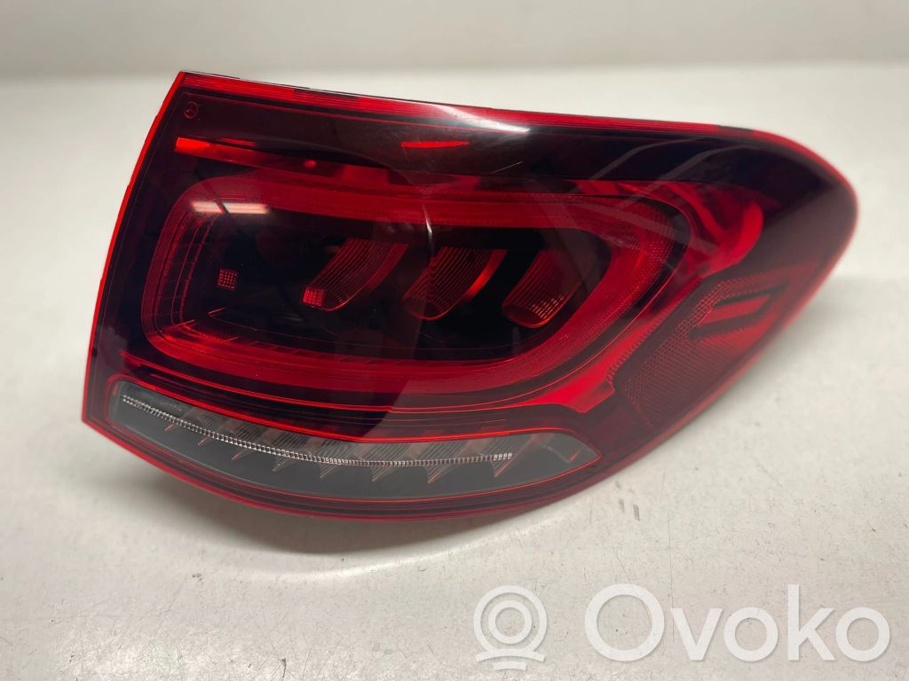 2539063403 Mercedes-Benz GLC X253 C253 Feux arrière / postérieurs, 165,00 € | OVOKO