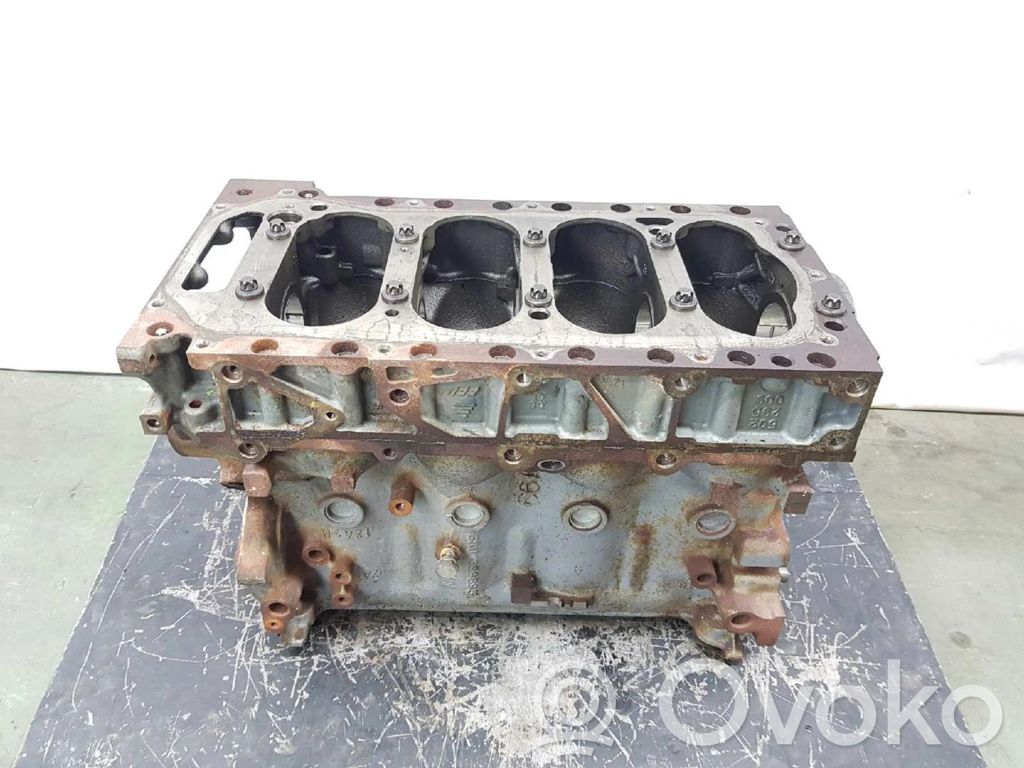 F1CGL411B Iveco Daily 6th gen Engine block, €931.70 | RRR