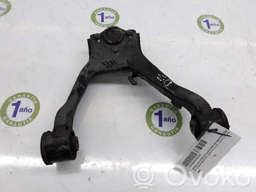 MR496793 Mitsubishi Montero Triangle bras de suspension inférieur avant ...