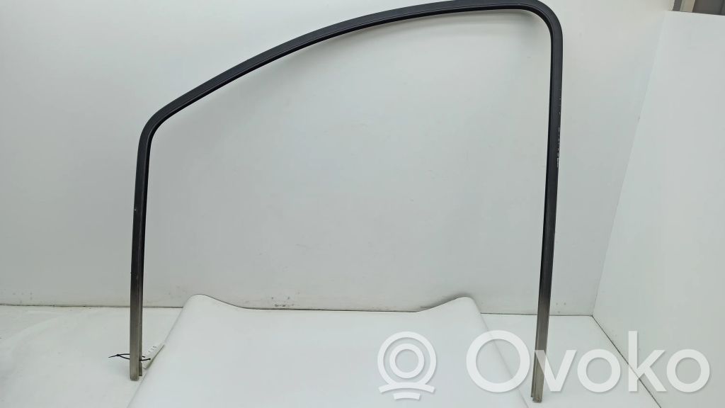 Microcar M.GO Front door coupe window/glass frame, €29.99 | RRR