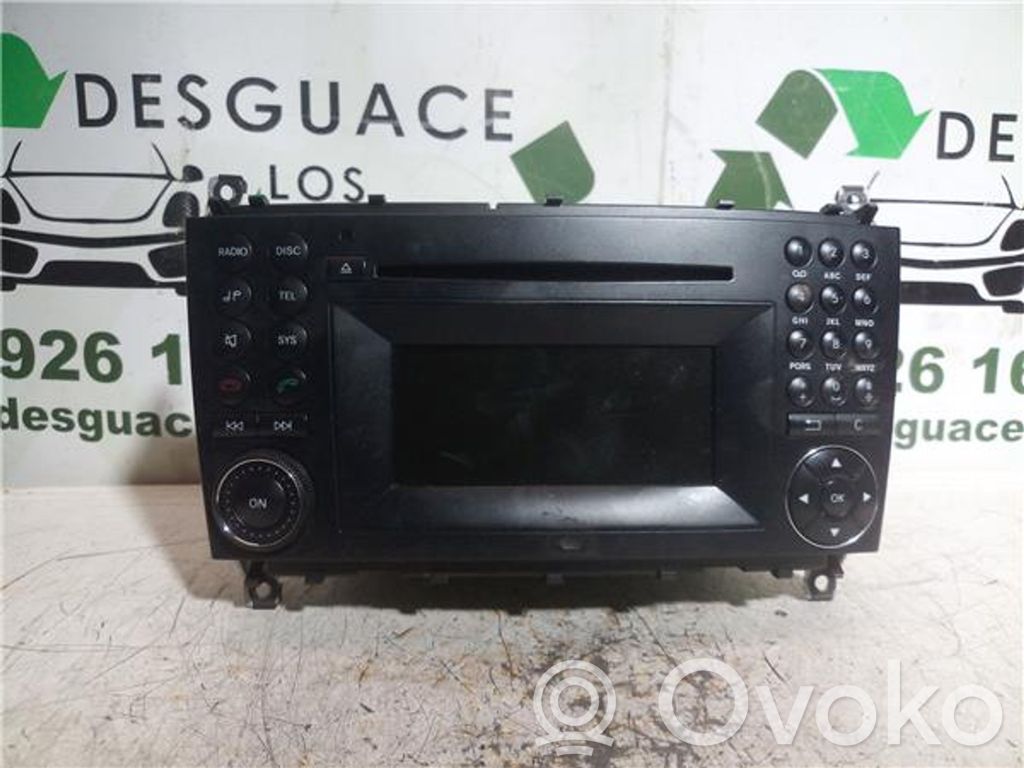 646962 Mercedes-Benz C W203 Radio/CD/DVD/GPS head unit, €145.20 | RRR