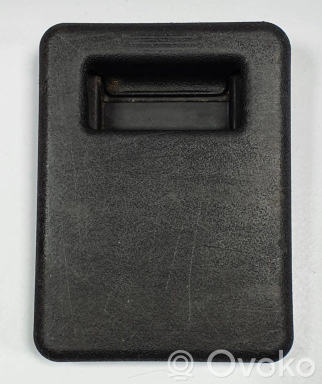 A2126840035 Mercedes-Benz C W204 Pince de fixation pour tapis de sol ...