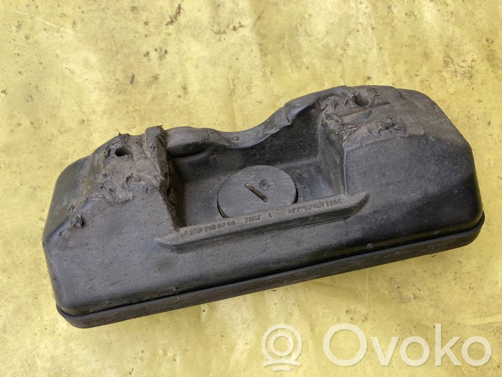 A0009986750 Mercedes-Benz C AMG W204 Cric de levage, 4,71 € | OVOKO