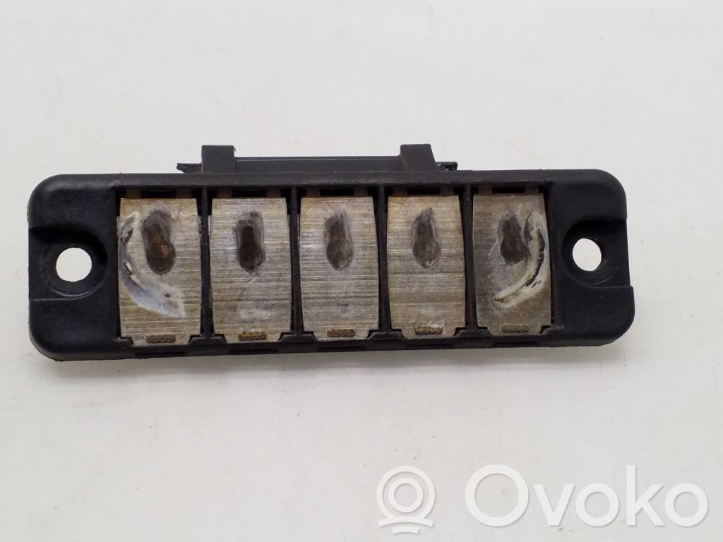 6398200011 Mercedes-Benz Vito Viano W447 Contacteur de porte ...