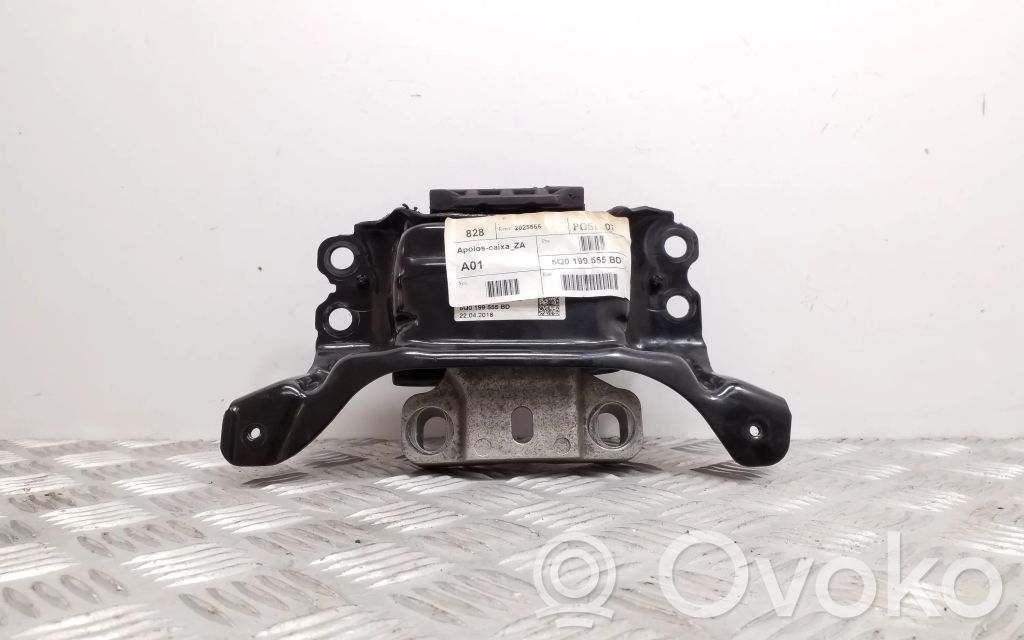 5Q0199555BD Skoda Superb B8 (3V) Coussinet de boîte de vitesses, 25,00 ...