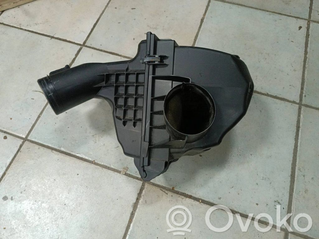 13717612014 BMW 5 F10 F11 Boîtier de filtre à air, 32,94 € | OVOKO
