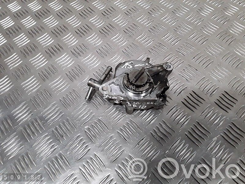 Mitsubishi Outlander Vacuum pump, €30.00 | RRR