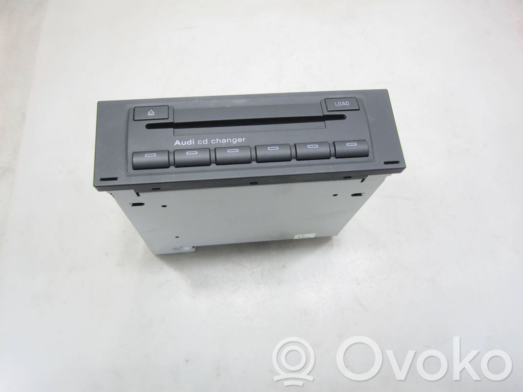 8E0035111D Audi A3 S3 8P CD/DVD changer, €15.00 | RRR