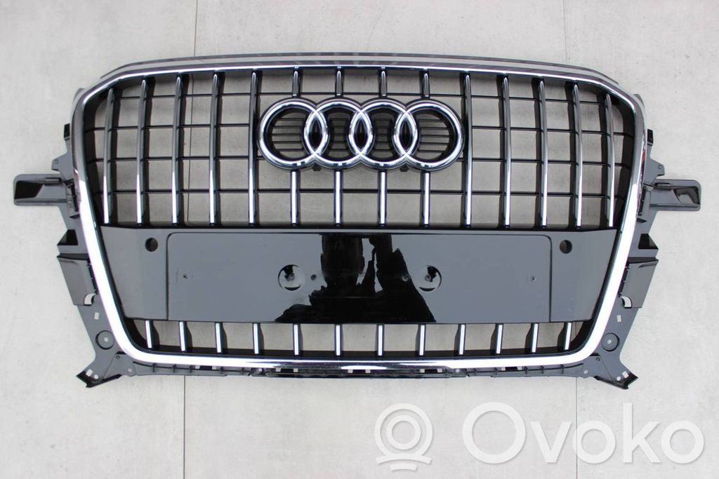 8R0853651AB Audi Q5 SQ5 Grille calandre supérieure de pare-chocs avant, 209,41 € | OVOKO