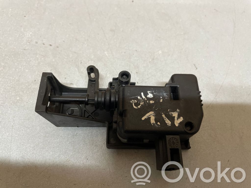 A2048205397 Mercedes-Benz E W212 Verrouillage du bouchon du réservoir ...