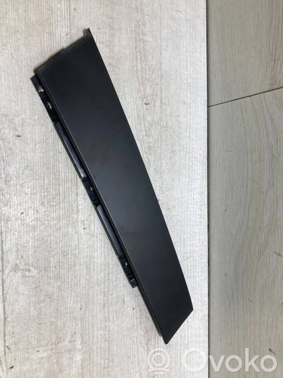 822827153R Renault Clio V Moulure de porte arrière, 15,06 € | OVOKO