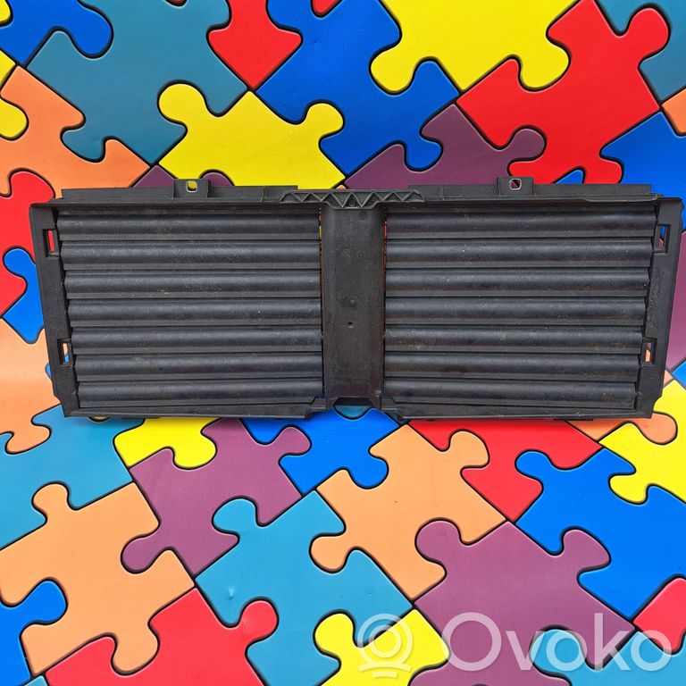 A1675000602 Mercedes-Benz GLE W167 Radiatoriaus oro nukreipėjas (-ai ...