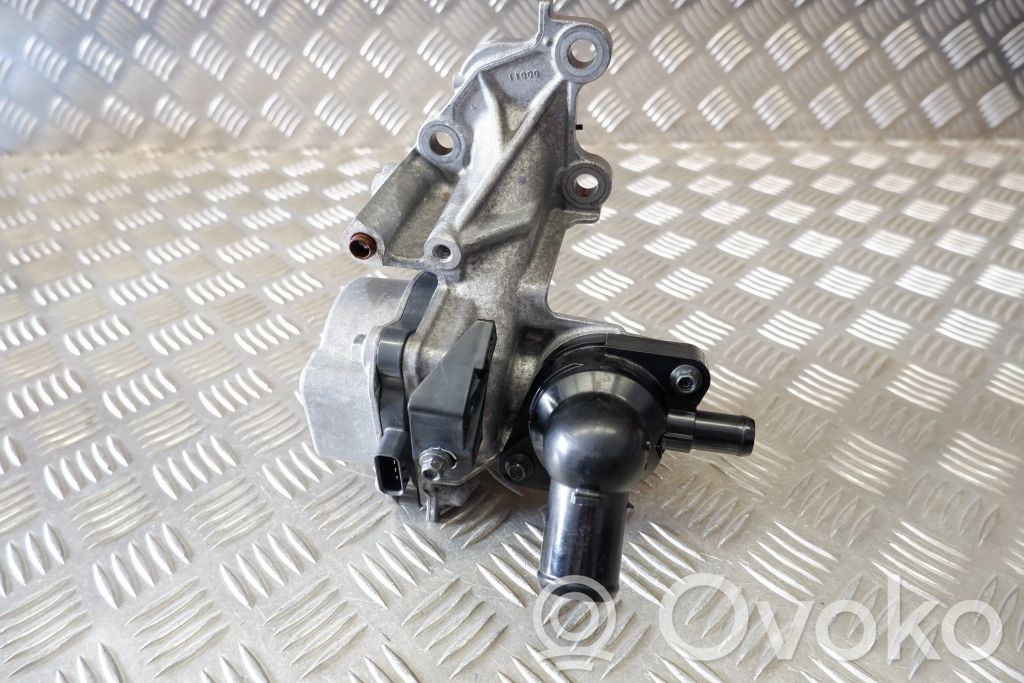 1603215190 Toyota Yaris Cross Water pump, €140.00 | RRR